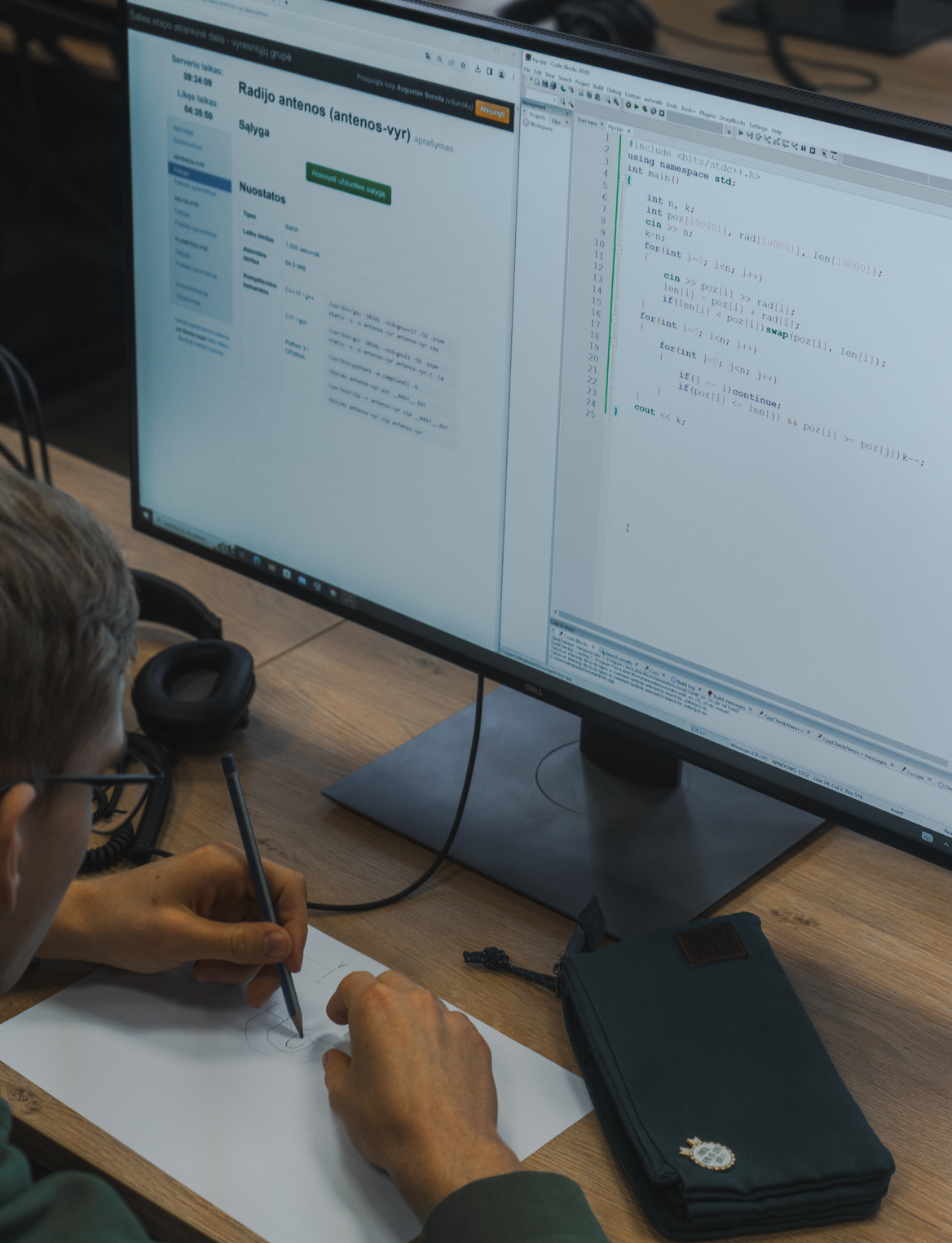 Informatikos olimpiada: Lietuvos mokiniai varžosi programuodami